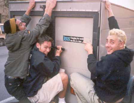 Sascha Lazor skrev detta i april 2003